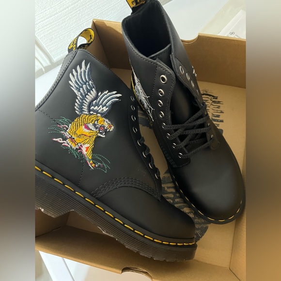 Dr. Martens | Shoes | Drmartens 46 Limited Edition Souvenir Embroidery ...